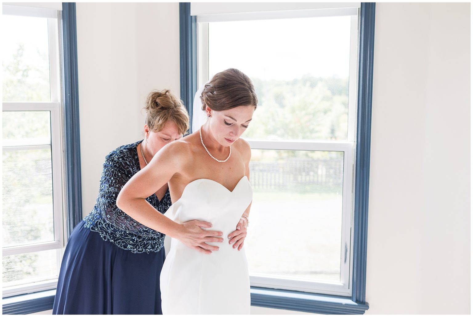 Navy And Plum Strathmere Wedding » Intimate Wedding At Strathmere Lodge